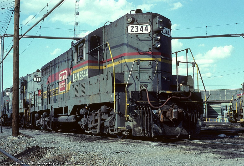 L&N GP7 2344